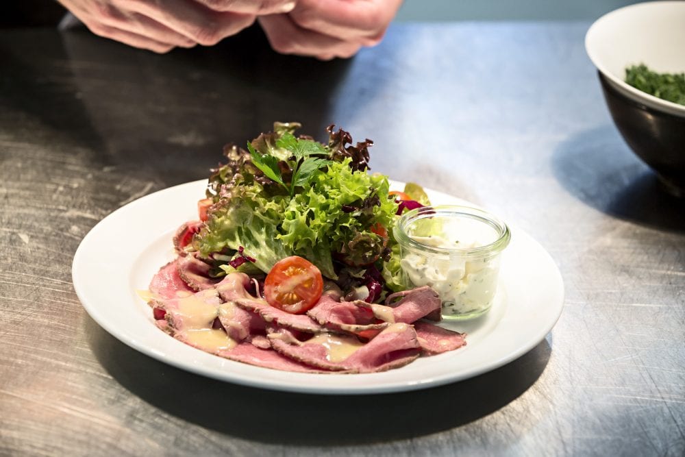 Meal distribution trolleys